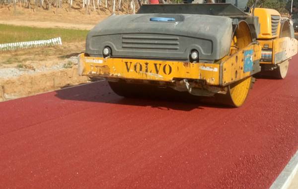 Colored asphalt pavement construction process
